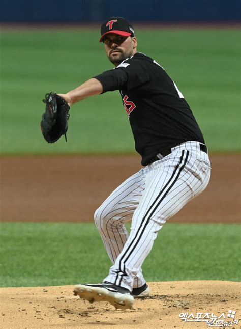 플럿코 3승고우석 첫 Sv Lg 한화 4 2 꺾고 3연승 대전스코어