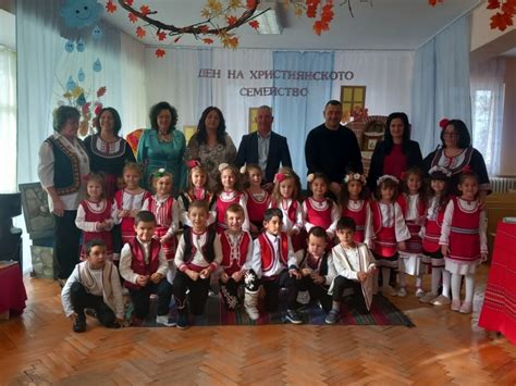 Кметът на Белоградчик гостува на малчугани