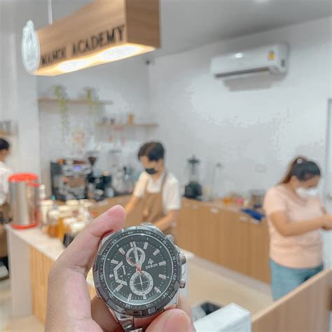 Manoi Thailand 🕐บ่ายโมงตรง สถิติใหม่ที่ Manoi Academy Facebook