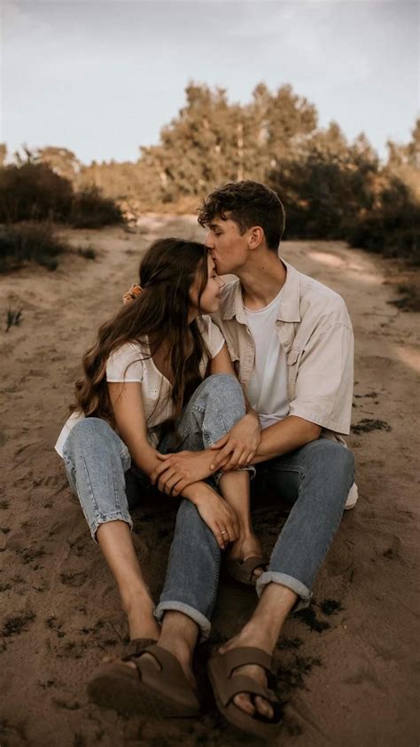 8 Couples Photos Ideas Couples Couples Poses For Pictures Couple