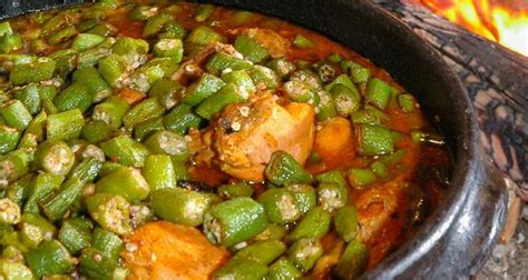 Receita De Frango Com Quiabo Mundoboaforma