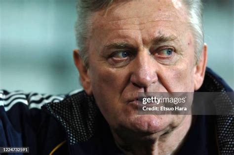 Ivica Osim Photos Photos And Premium High Res Pictures Getty Images