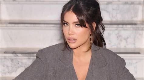 Wanda Nara Cambi De Look Y Volvi A Ser Rubia La De Siempre Caras