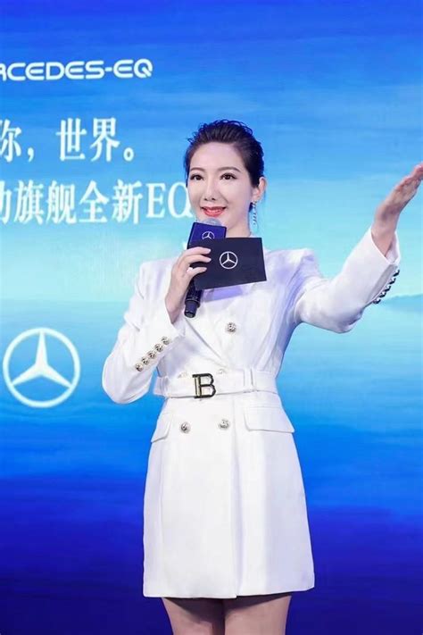 北京主持人周佳奇 更多优秀主持人关注哈雷星光