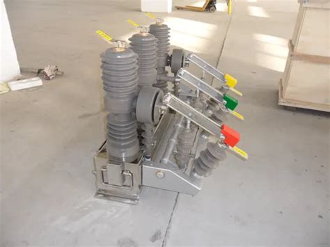 Kv High Voltage Disconnector Switch Isolator Switch Outdoor Vacuum Circuit Breaker Vacuum