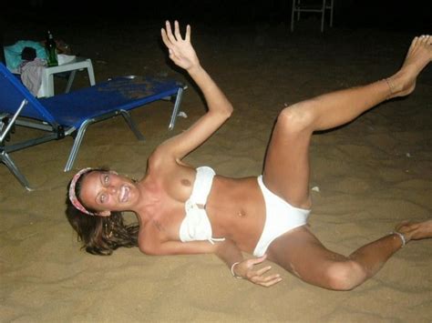 Boob Slip On The Beach Porn Pic Eporner