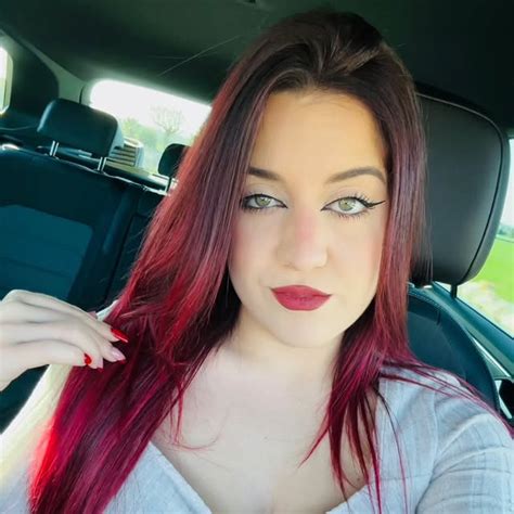 Desirè Desire2206 On Threads