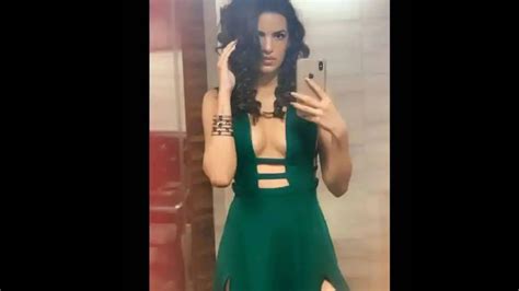 जब बॉलीवुड की इन एक्ट्रेसेस ने पार की हदें बाथरूम से ही शेयर कर दी अपनी ऐसी ऐसी तस्वीरें Alia