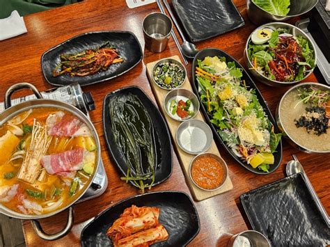 전주 신시가지 고깃집 [일층집] 숙성 삼겹살 목살 맛집 반찬 잘 나오는 고기집 추천 네이버 블로그