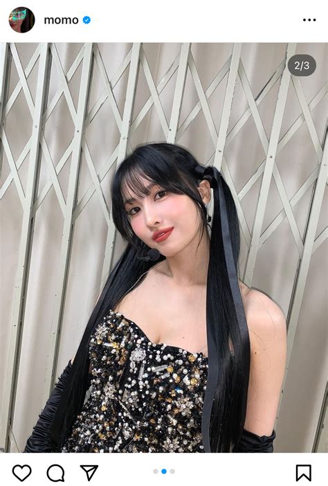 TWICEモモが紅白歌合戦出場時のオフショット公開 セクシーなワンショルダーの衣装披露 韓国エンタメ写真ニュース 日刊スポーツ