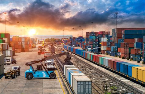 Everything You Need To Know About CFR Incoterms