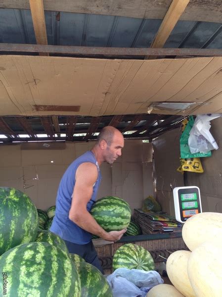 Вкусный арбуз от Стэтхэма Пикабу