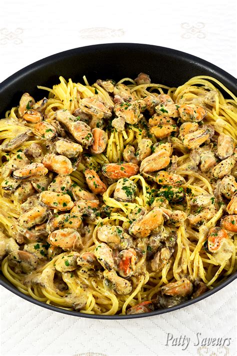 Pasta And Mussels Creamy Wine Sauce