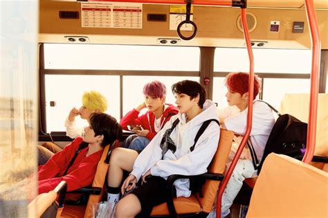 투바투 단체 사진 고화질 지식in