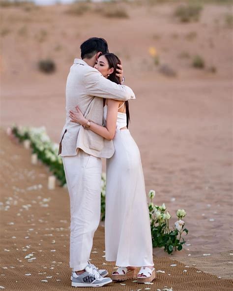 “นนนี่ ณัฐชา” ถูกหวานใจเซอร์ไพรส์คุกเข่าขอแต่งงานที่ดูไบ