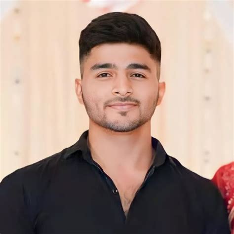 ठाकुर ऋषभ सिंह 🔱🚩 Rishabh Singh 0909 • Threads Say More