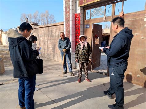 临泽县人民政府 【“三抓三促”临泽进行时】倪家营镇：敲家门 暖“心门”