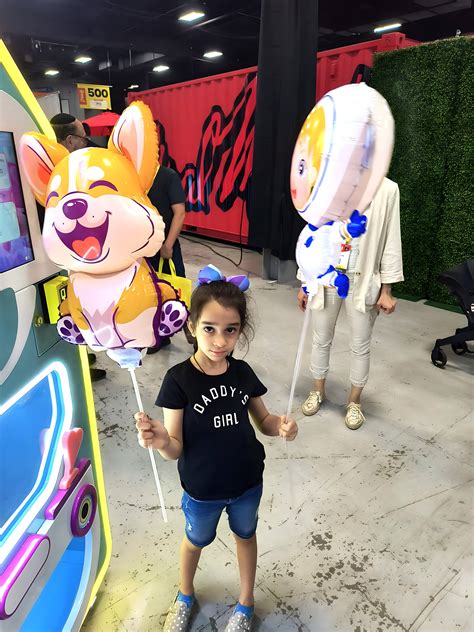 Balloon Bot Vending Machine Sweet Robo