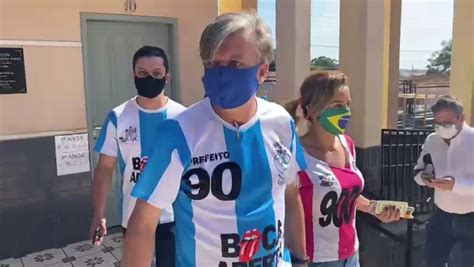Tre Pr Multa Ex Deputado Boca Aberta Esposa E Filho Por Propaganda