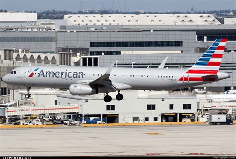 N136an Airbus A321 231 American Airlines Sandra Jetphotos