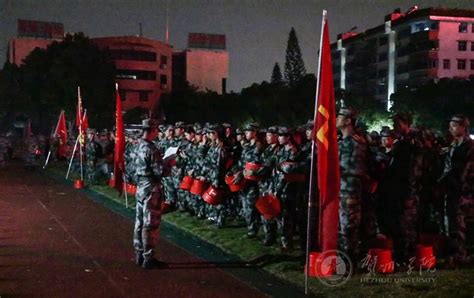 【军训写真】我校举行新生军训拉练暨应急疏散消防演练活动 贺州学院保卫处武装部