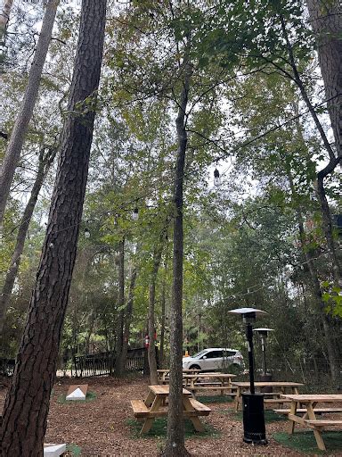 Treehouse Cafe Quirky American Restaurant In Magnolia Texas