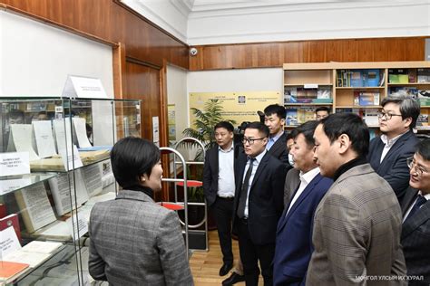 “Үндсэн хуулийн боловсрол” сэдэвт архивын баримтын үзэсгэлэнг дэлгэлээ