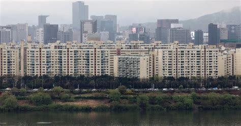 압구정 재건축 특혜 논란…서울시 “공공기여 10 완화 동일”