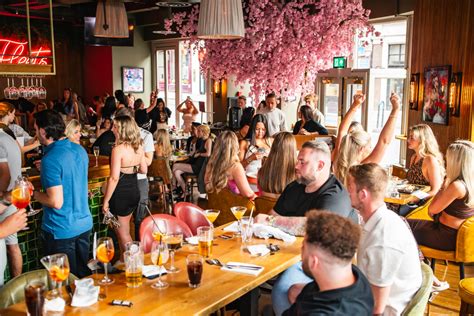 Sintillate Bottomless Brunch At Fleets London Sintillate