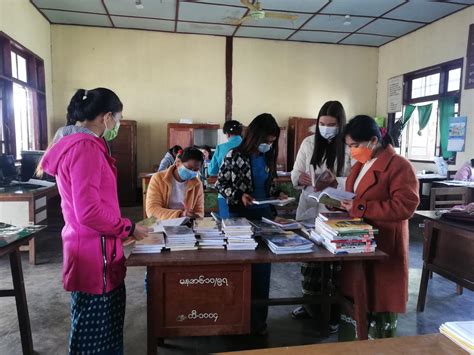 မိုင်းရှူးမြို့နယ်တွင် Mobile Library စနစ်ဖြင့် စာအုပ်၊ စာစောင်များငှားရမ်းပေး Information And