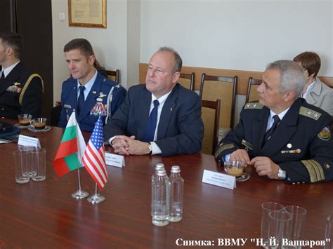 Н Пр Ерик Рубин посети Морско училище Maritime Global