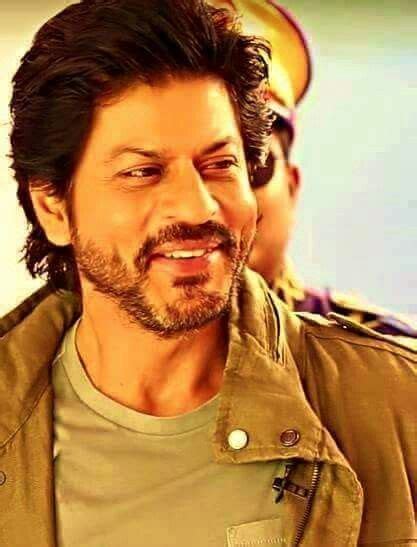 The Badshah Of Bollywood Shahrukh Khan And Kajol Shahrukh Khan Bollywood Actors