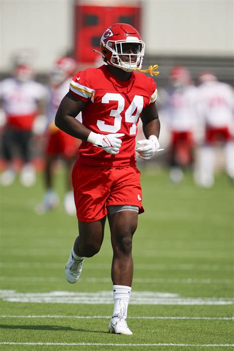 Chiefs Depth Chart Deneric Prince Believes He Is An Every Down Rb