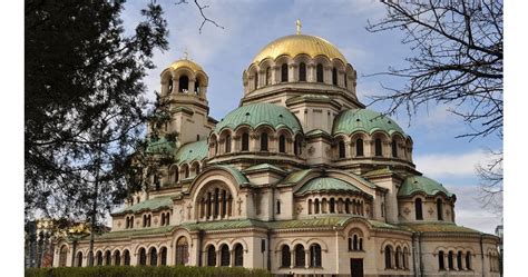 Има завишени количества на фини прахови частици в София заради сахарски прах