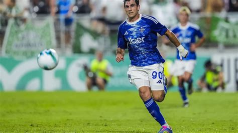 Iván Azón Ahora Sí Firma Por El Ipswich Town Para Jugar En La Segunda División Inglesa