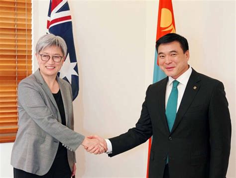 Шадар сайд С Амарсайхан Австралийн Холбооны Улсын Гадаад хэргийн сайд Пэнни Вонгтой уулзав
