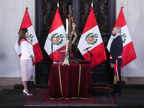 Eduardo García Ministro De Trabajo Renuncia Al Gabinete De Dina