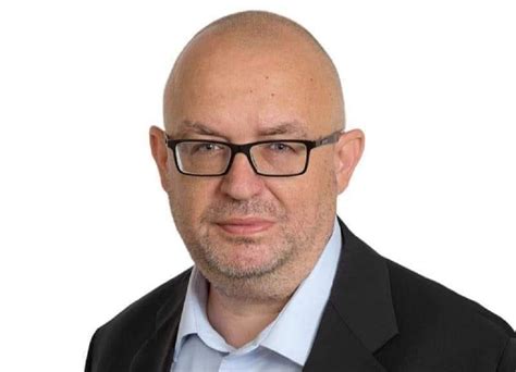 Răzvan Anghel Usr „tabăra De Sculptură De La Căsoaia Are Nevoie De