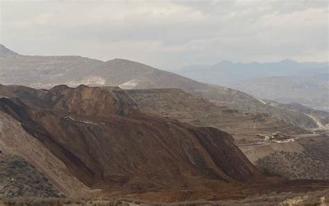 گەڕان بۆ رزگارکردنی نۆ کرێکاری نێو کانە رووداونێت