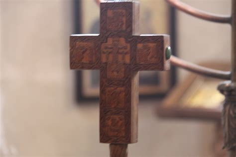 ხატები და ჯვარები