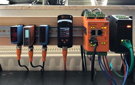 Sensor Tangle Gateway Using Iota Riota