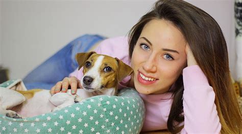 Элли Ди Петс — биография блогерши видео Дом призрак и собака Elli Di Джина