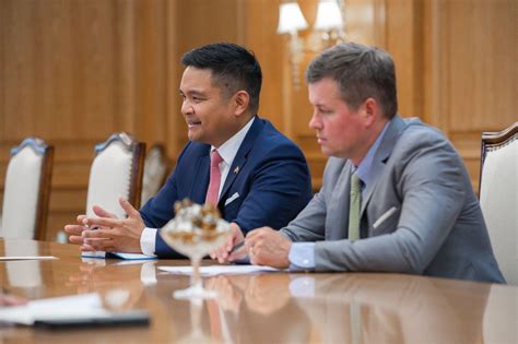 Ерөнхий сайд Л Оюун Эрдэнэ БНХАУ АНУ ын Элчин сайд нарыг хүлээн авч уулзлаа Shugeluleegch Mn