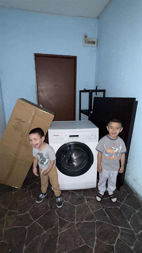 Подай Здравейте Приятели Каузата ни за семейството на мама Дани и татко Иван е приключена и