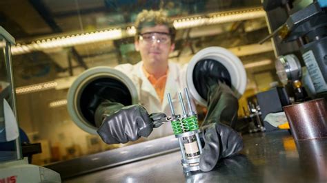 Researchers Make Breakthrough Combining Best Battery Technologies To