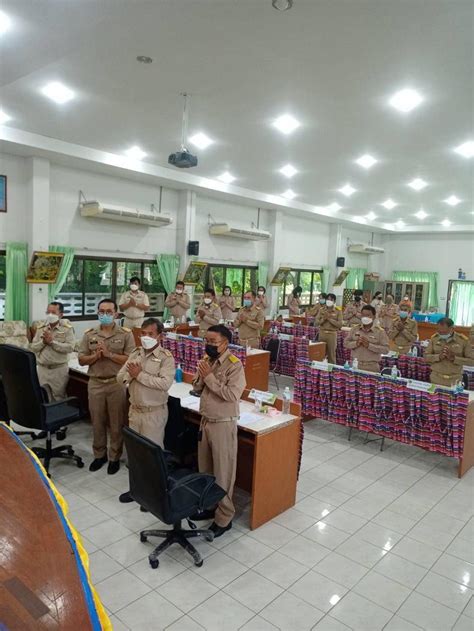 วันพฤหัสบดีที่ 15 กันยายน 2565 เวลา 09 00 น นายสมศรี หล้าสีดา ประธานสภาองค์การบริการส่วนตำบลดอน