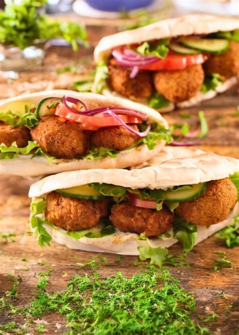 Falafel Pita Recipe Best Pitas Sandwich Pockets Munchyesta