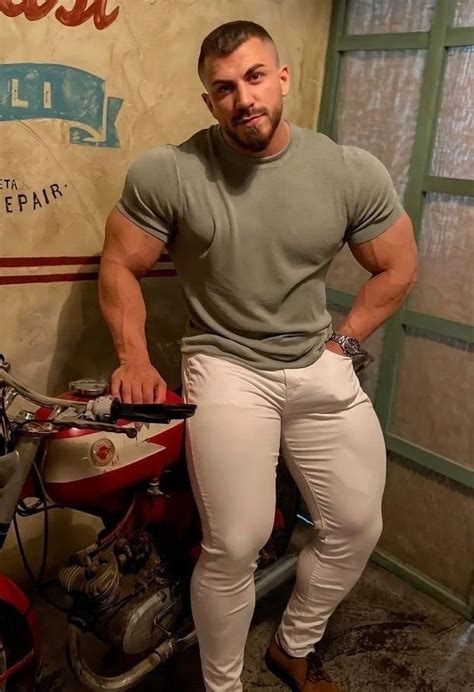 Pin By Arturo Galicia On Atuendo Informal Men In Tight Pants Tight