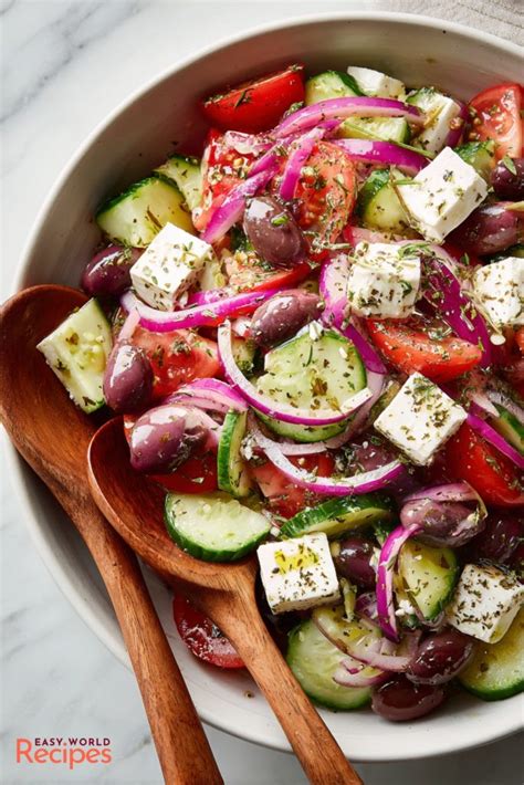Traditional Greek Salad Horiatiki Easyworldrecipes