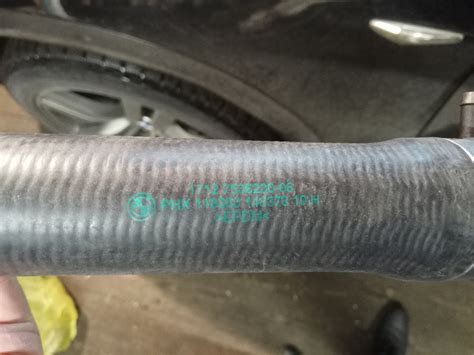 Замена патрубка системы охлаждения — BMW X5 (E70), 4,8 л, 2007 года ...